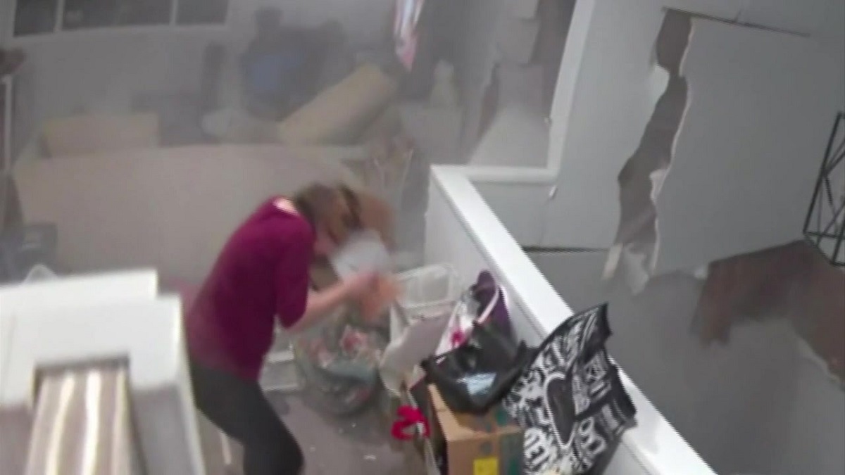 WATCH: Massive boulder crashes into Hawaii home, narrowly missing woman ...