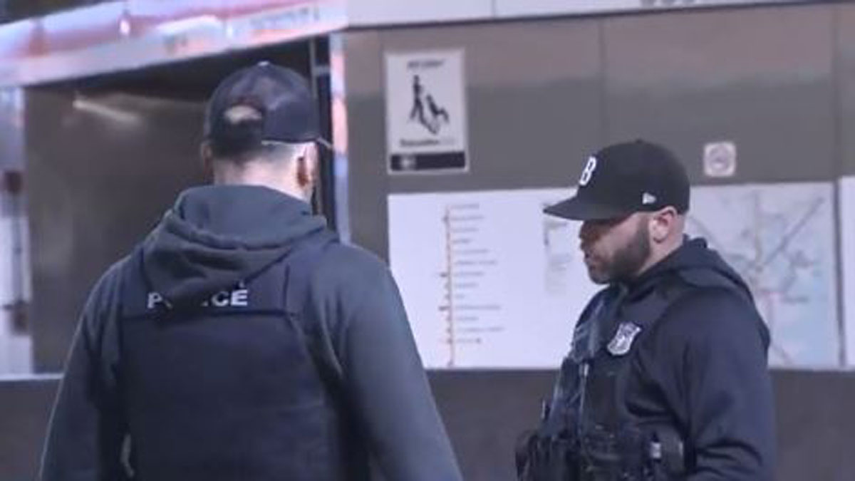Teen stabbed during fight over Orange Line seat - Boston News, Weather ...