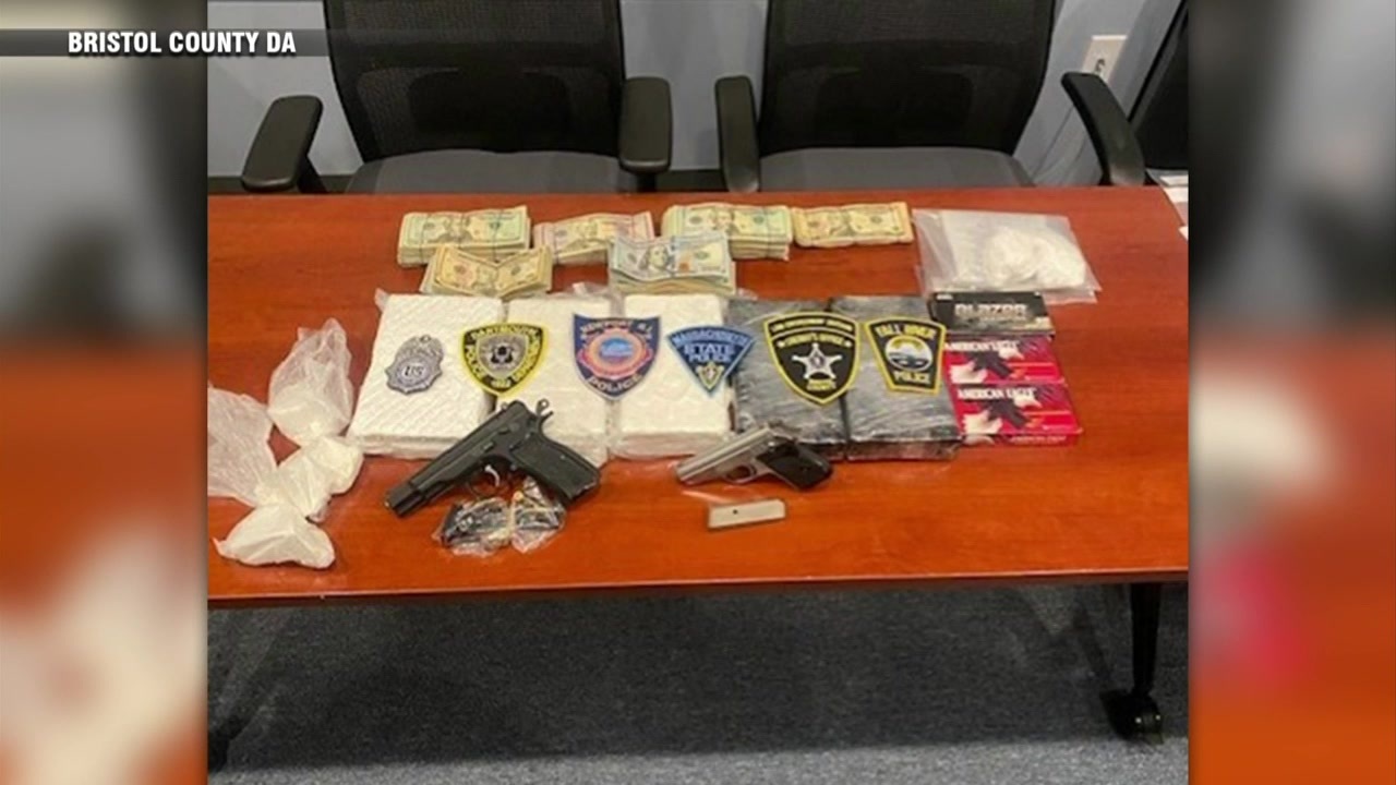 State police find cocaine, illegal guns, cash in Fall River bust ...