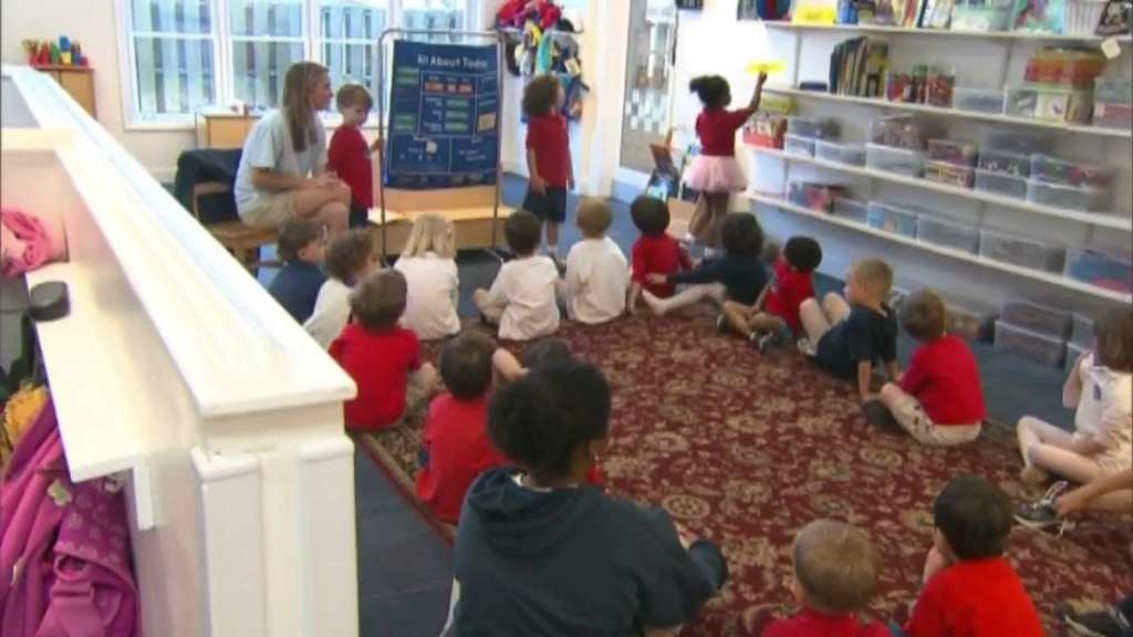 Sen. Elizabeth Warren unveils new child care legislation that would cap ...