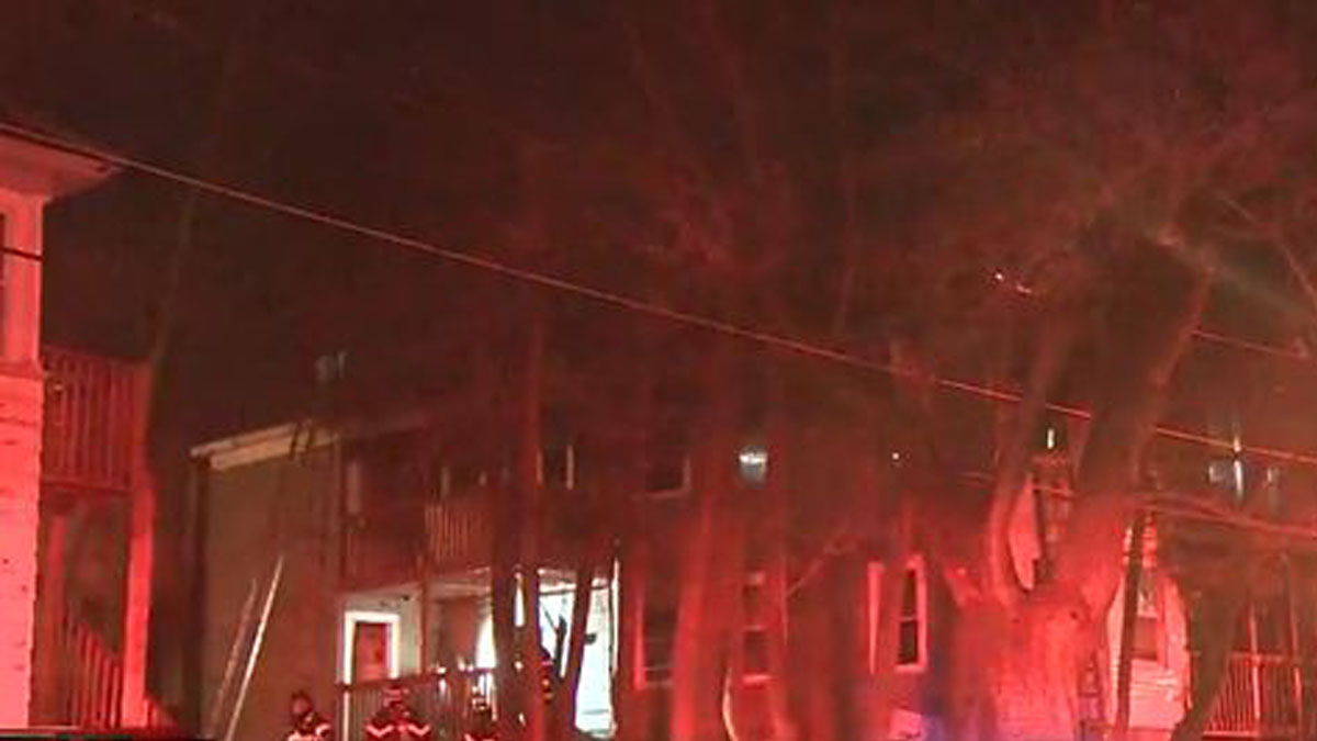 Lowell fire leaves 7 displaced - Boston News, Weather, Sports | WHDH 7News