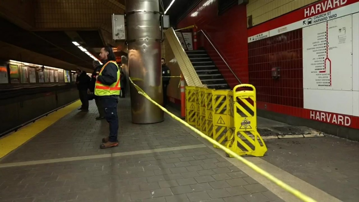 Investigation underway after piece of ceiling falls at Harvard Square ...