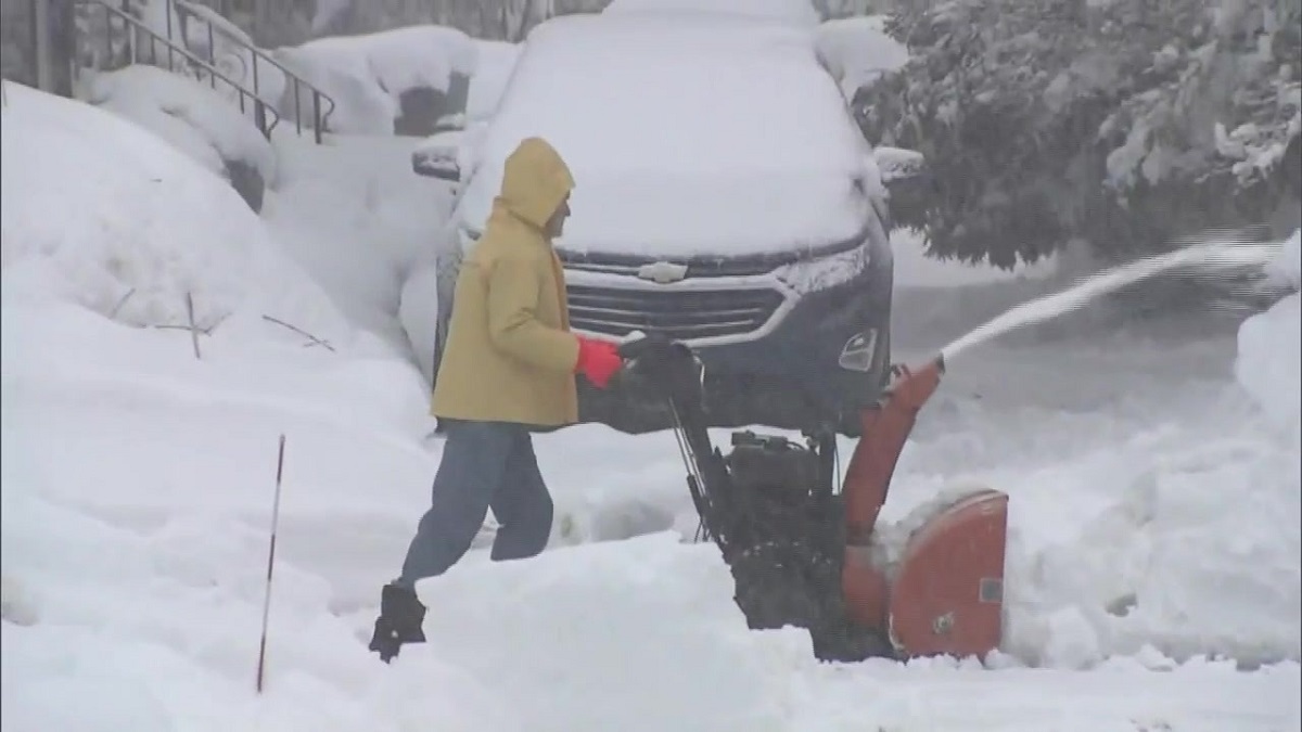 Cleanup underway after more than 30 inches of snow hits parts of Mass ...