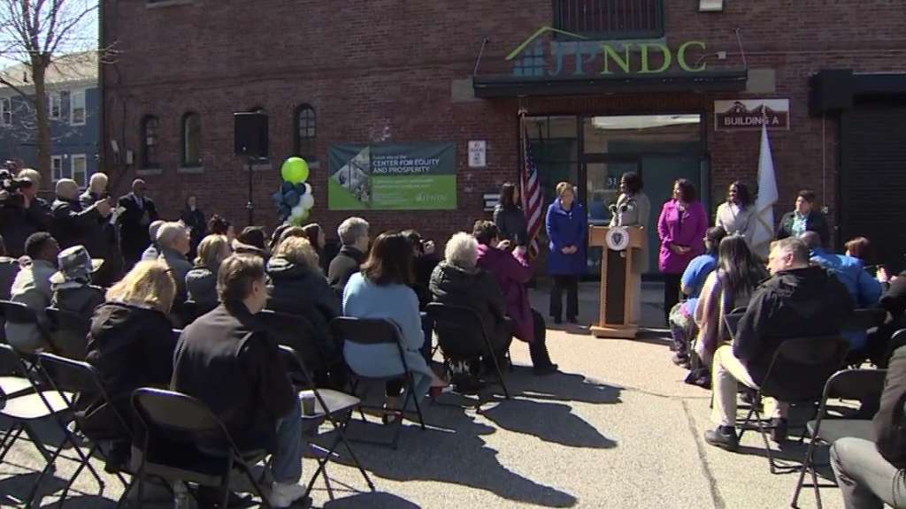 Gov. Maura Healey announces funding for 450 new affordable housing ...