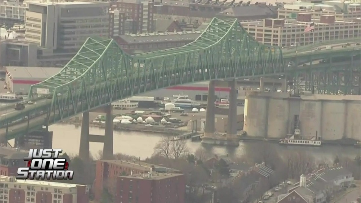 Paint chips falling off Tobin Bridge in Chelsea found to contain lead ...