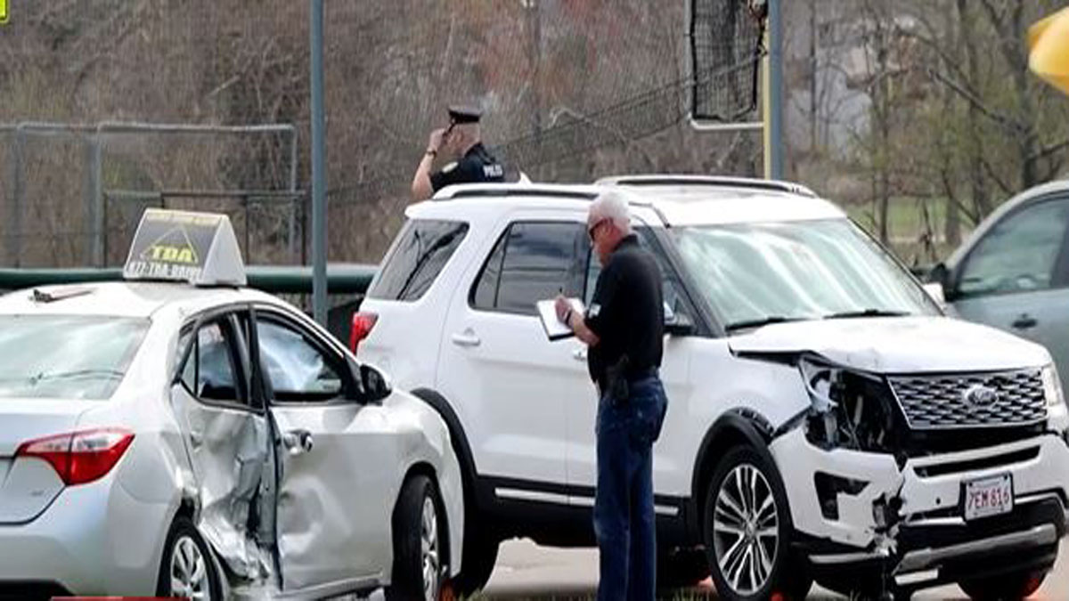 Police investigating Mansfield crash involving driver’s ed vehicle that ...