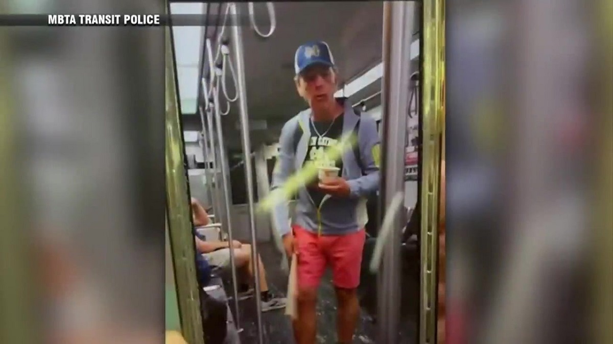 Police investigating after man allegedly threatens MBTA passengers with ...