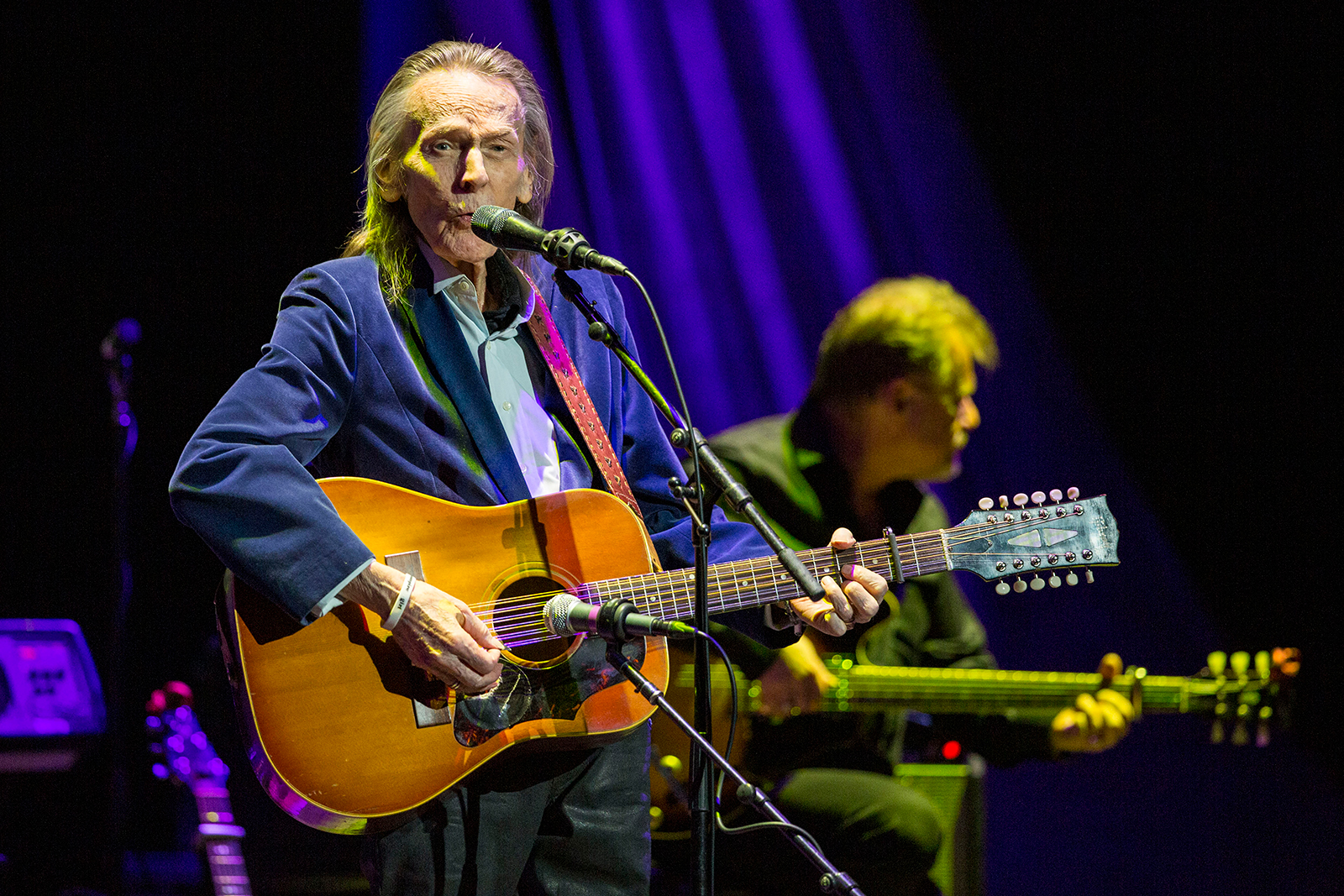 Canadian singer-songwriter Gordon Lightfoot dies at 84 - Boston News ...