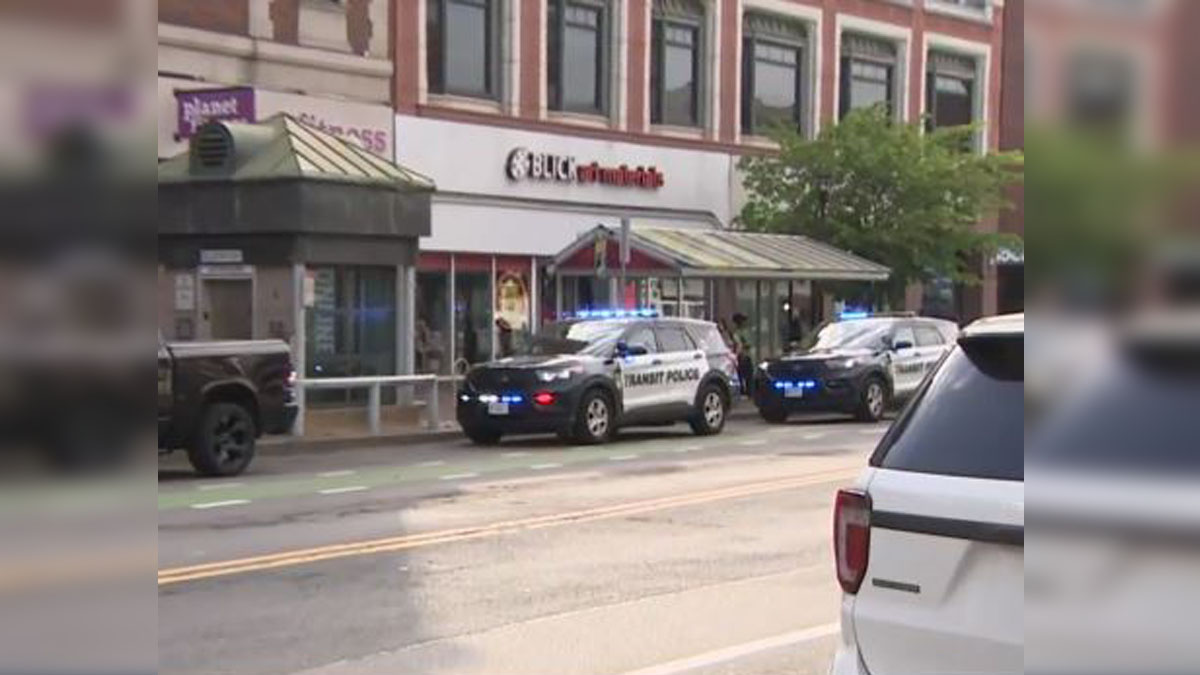 Smoking third rail wiring causes service disruptions on Red Line ...