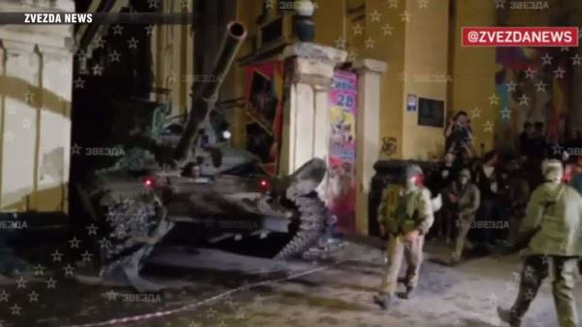 Russian defense minister makes first public appearance since mercenary ...