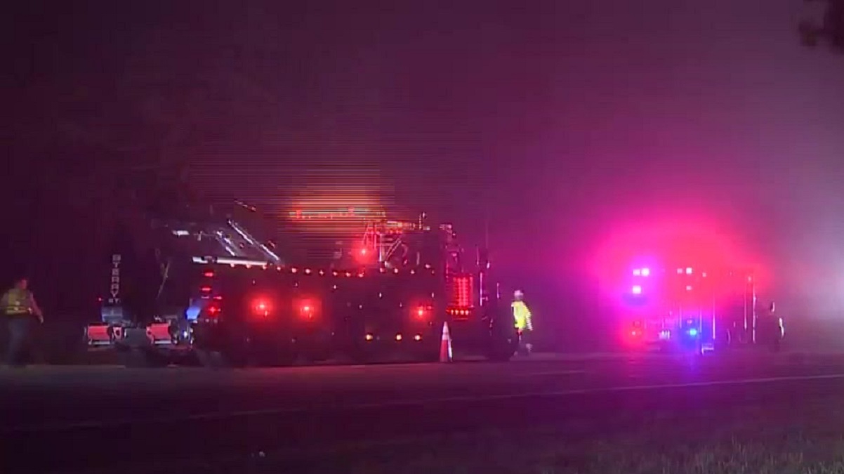 Woman charged with OUI, other offenses after crash on I-95 in Mansfield ...