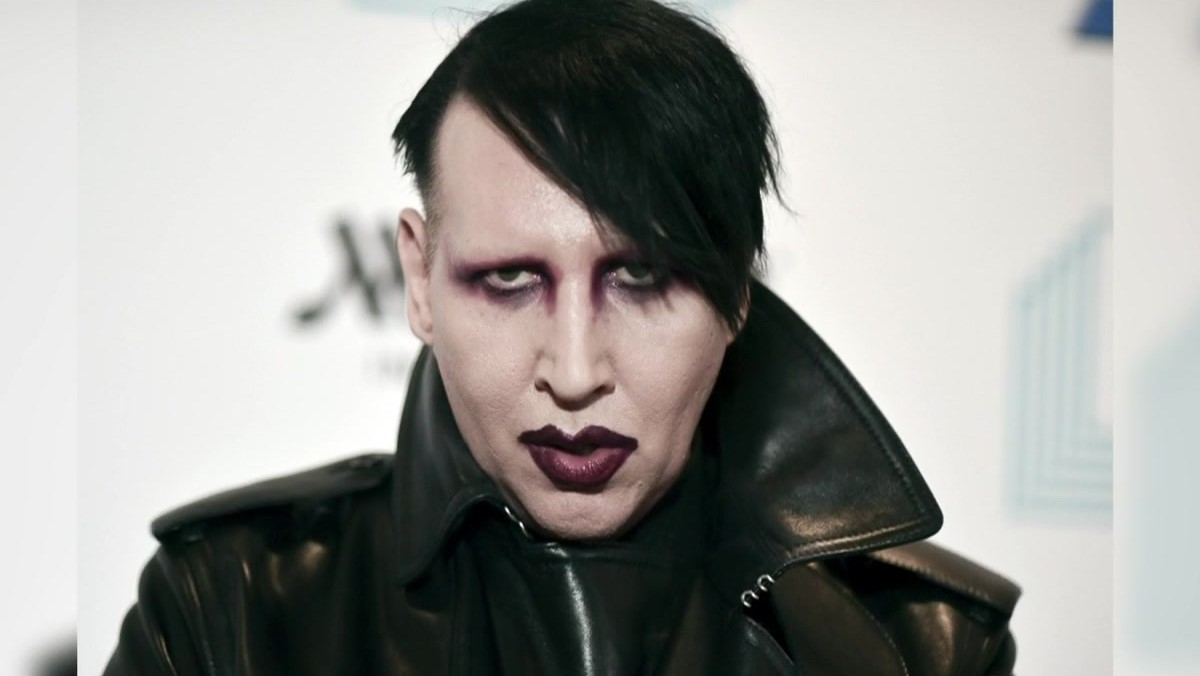 Marilyn Manson to plead no contest to blowing his nose on videographer ... Marilyn Manson to plead no contest to blowing his nose on videographer ...