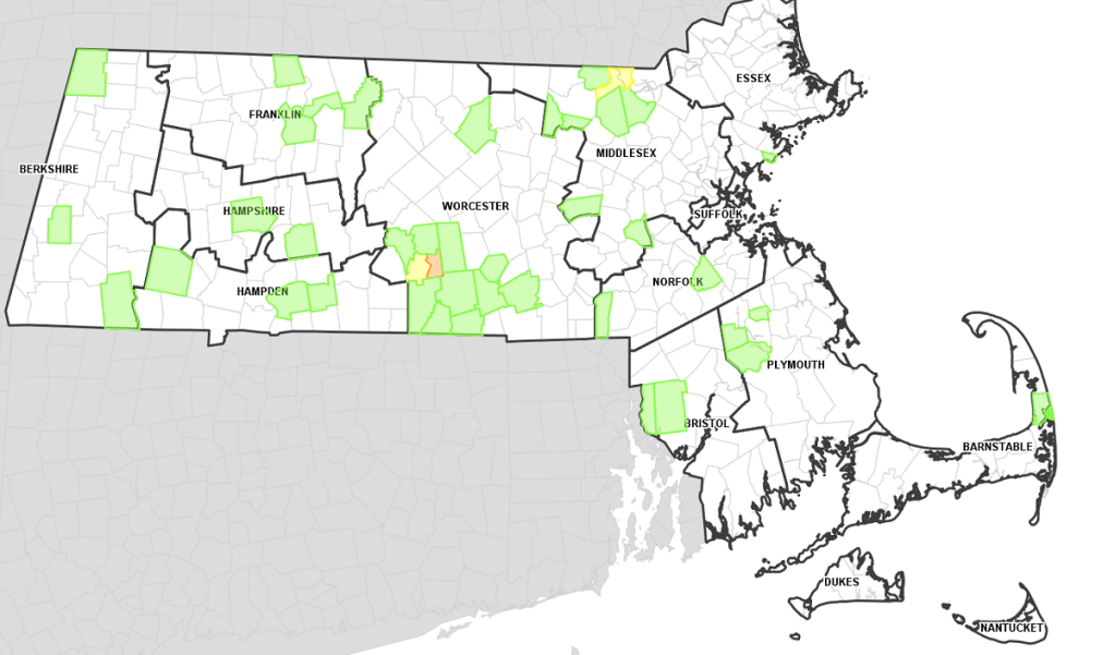 Thousands without power in Mass. as powerful storms roll through New ...