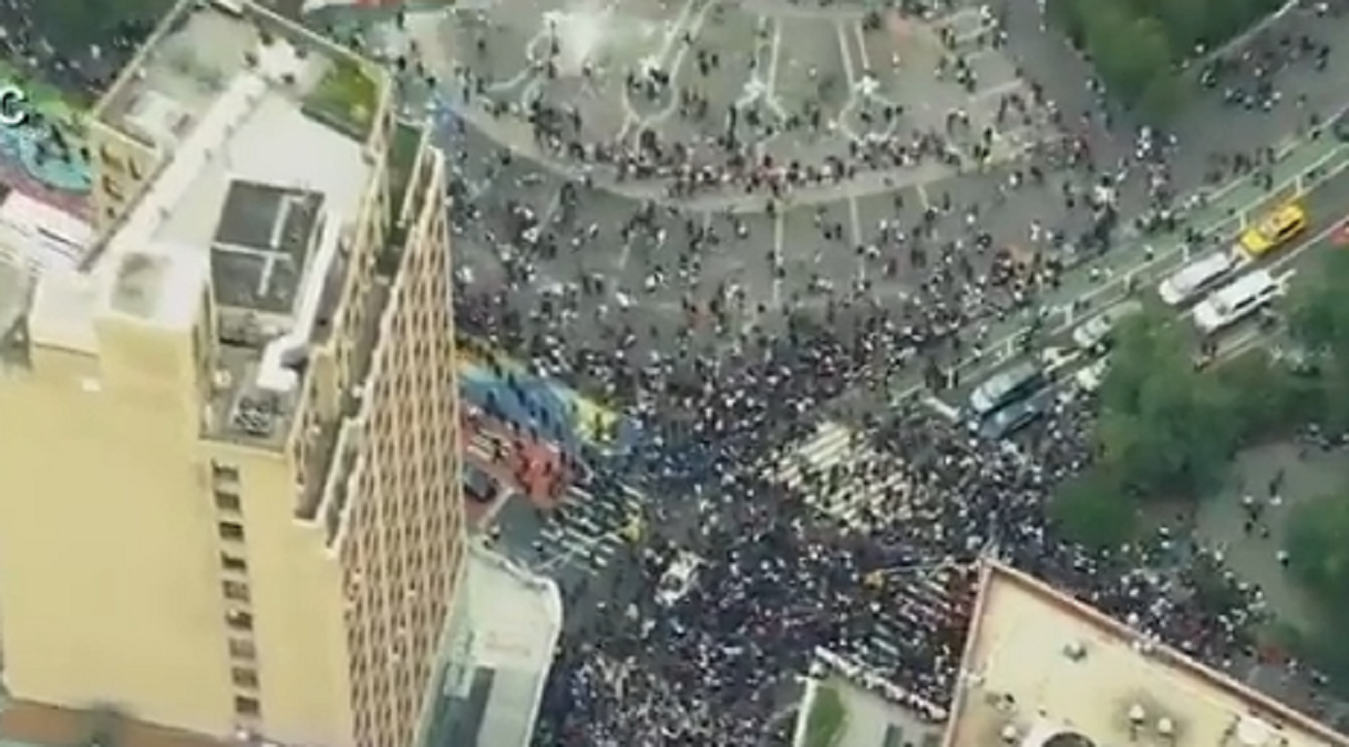 Crowd overwhelms New York City’s Union Square, tosses chairs, climbs on ...