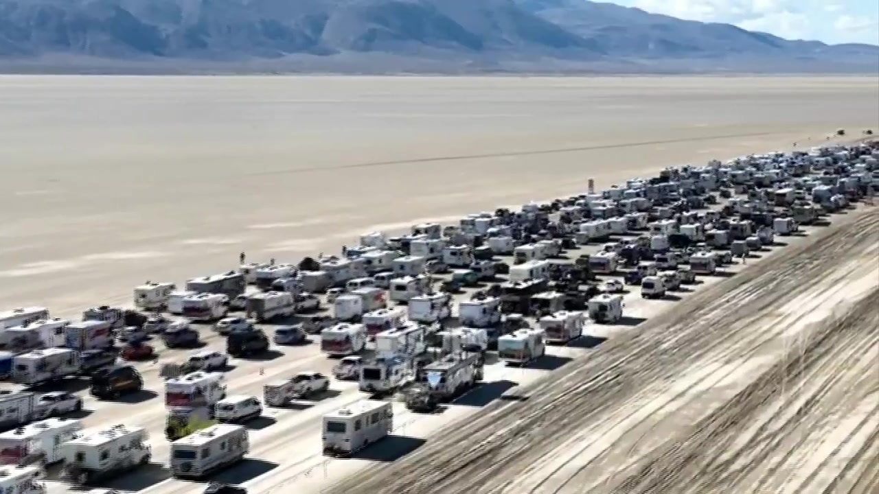 Tens of thousands still stranded by Burning Man flooding in Nevada ...