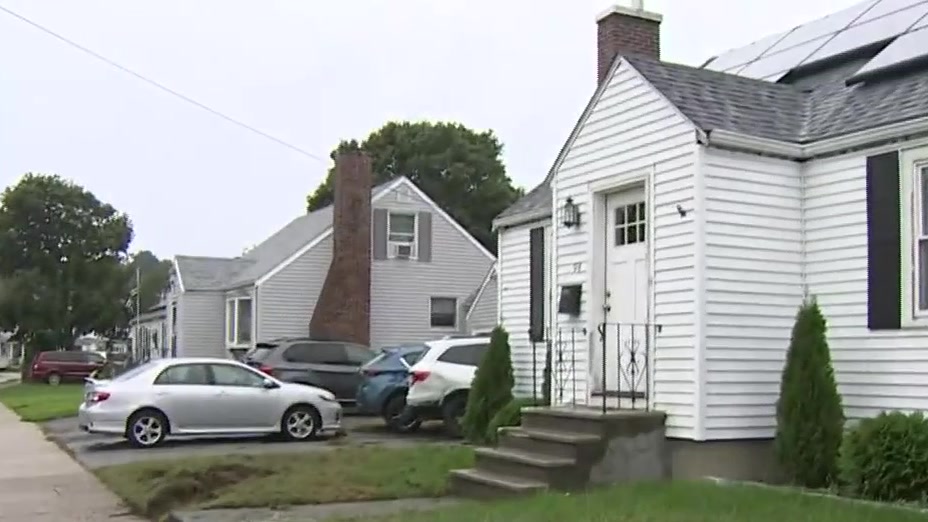 2 children struck by car in Lynn, driver cited for unsafe driving and ...