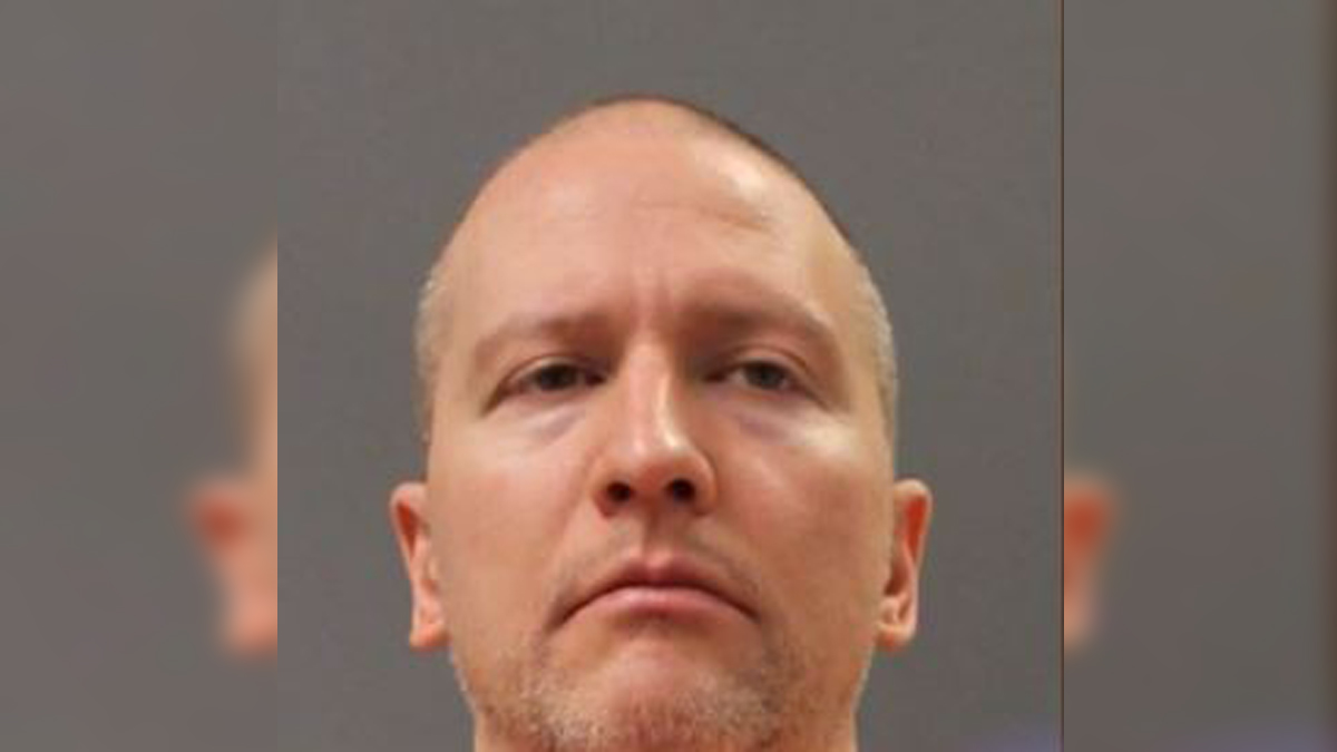 Prosecutors decry stabbing of ex-officer Derek Chauvin while ...