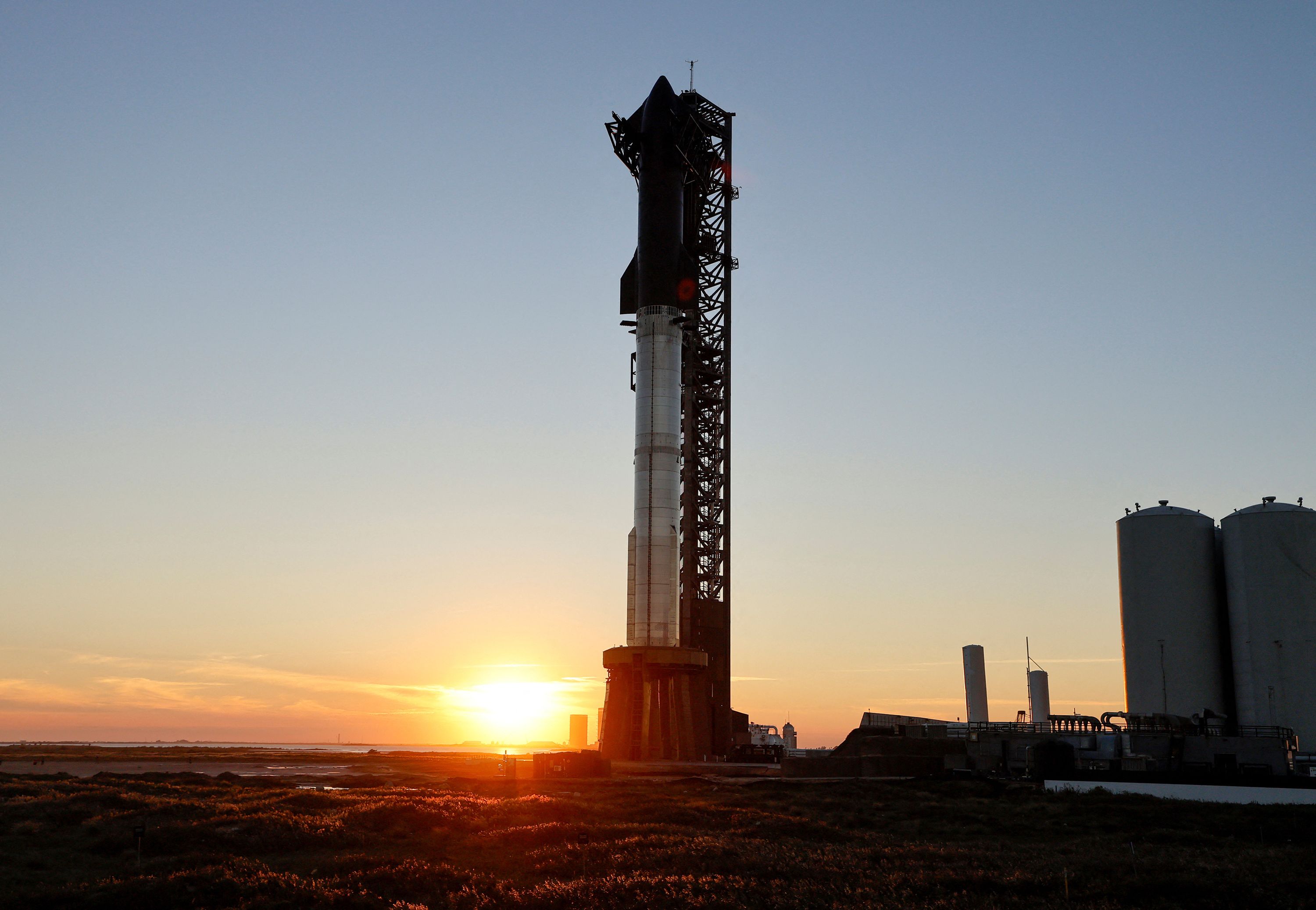 The most powerful rocket ever built is about to attempt a second launch ...