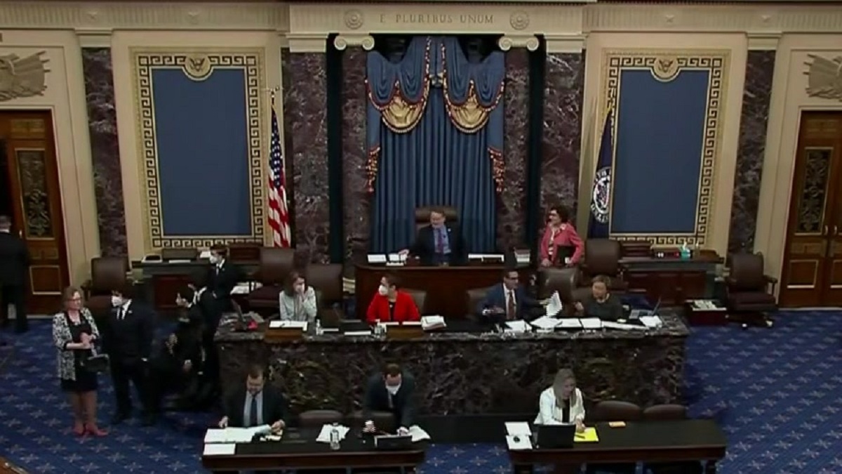 Congress passes short-term funding extension, averting government ...