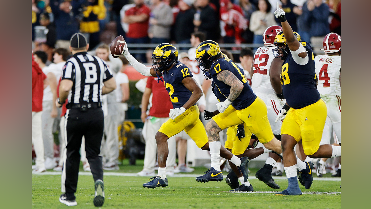 Michigan Wolverines and Washington Huskies advance to College Football ...