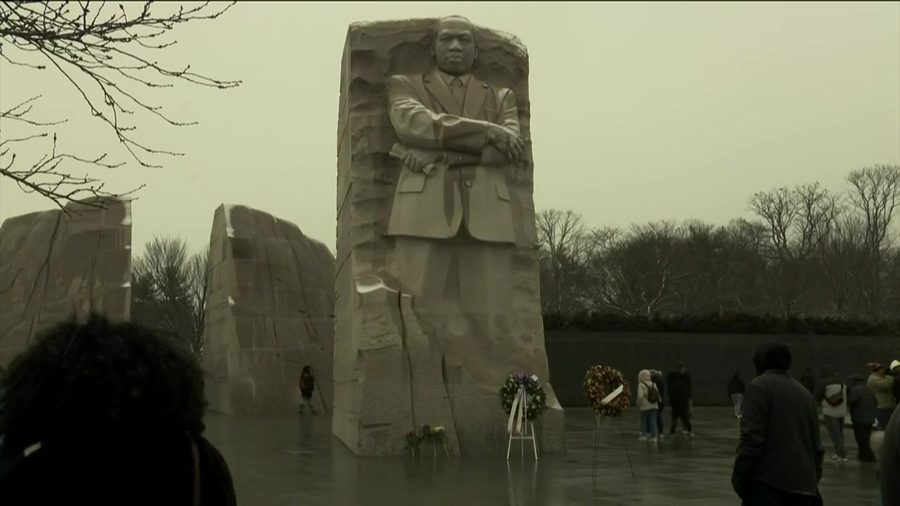 MLK Jr. holiday celebrations include acts of service and parades, but ...