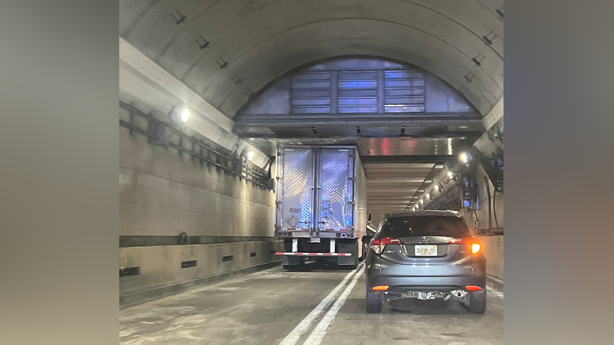 Sumner Tunnel reopens to traffic after ‘over height’ tractor-trailer ...