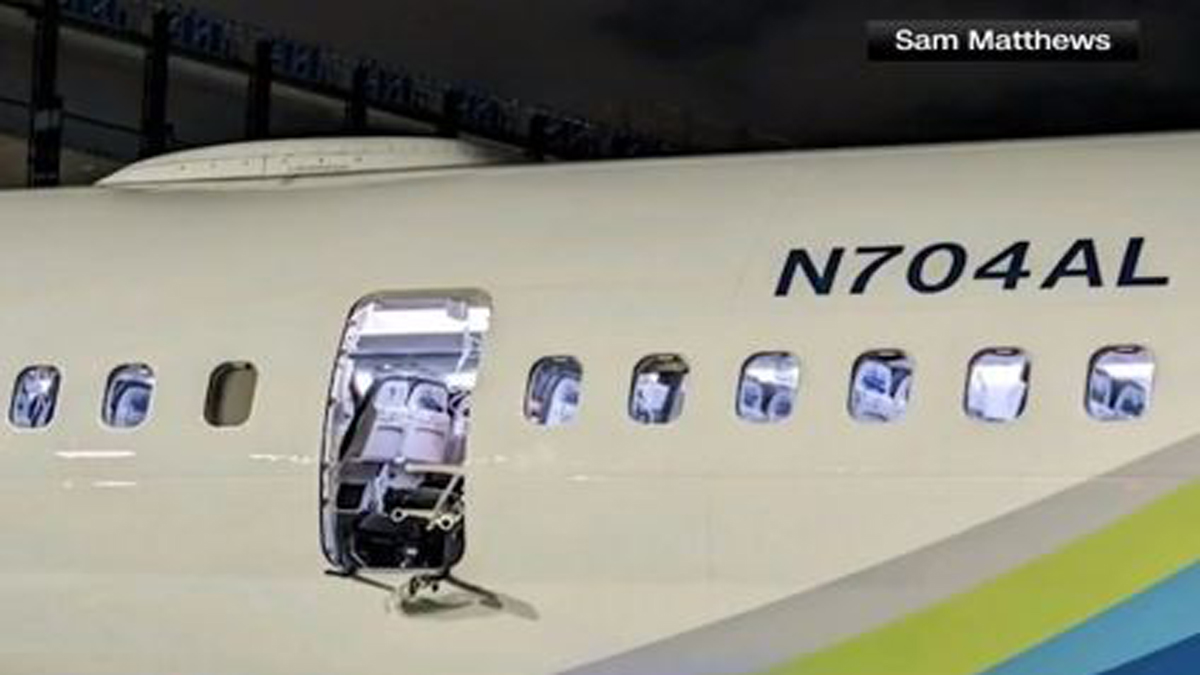 Boeing ousts head of 737 jetliner program weeks after panel blowout on ...