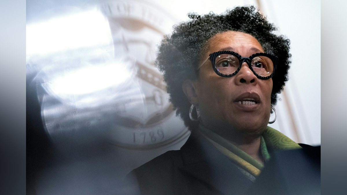HUD Secretary Marcia Fudge to leave Biden administration later this ...