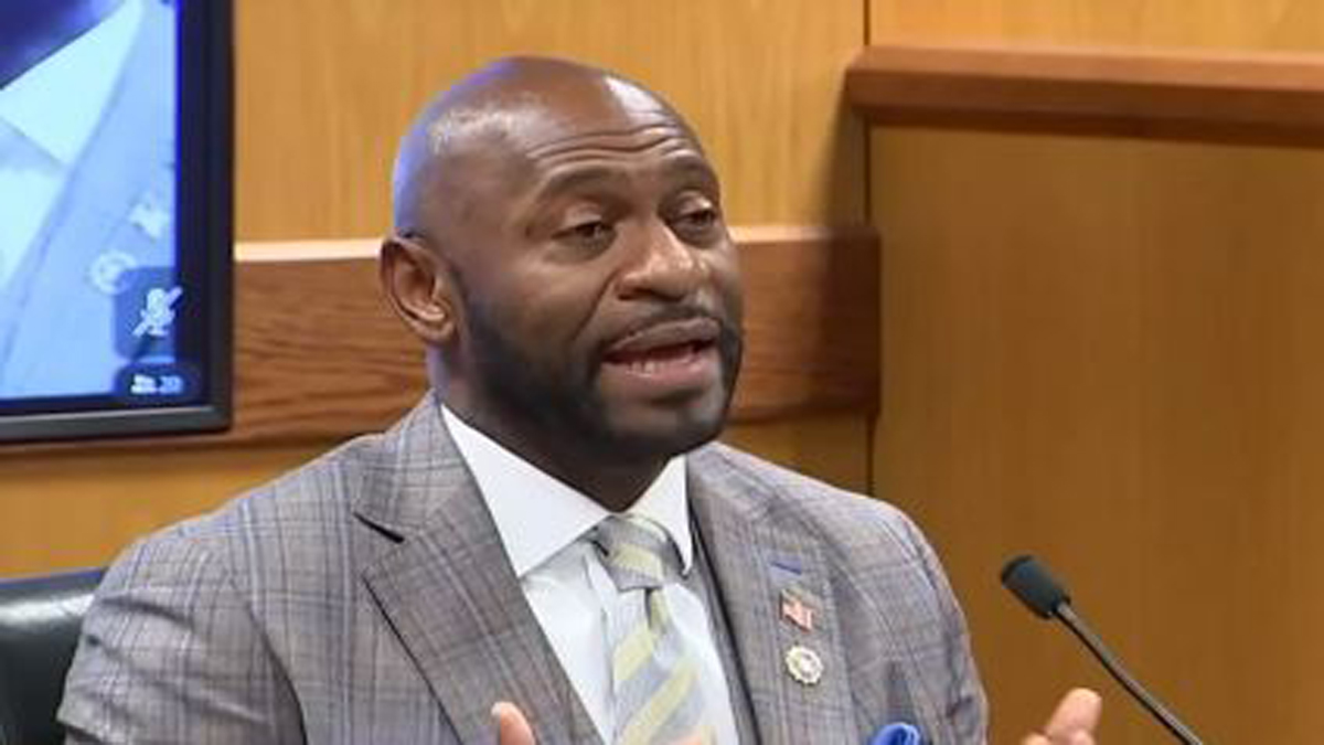 Prosecutor leaves Georgia election case against Trump after ...