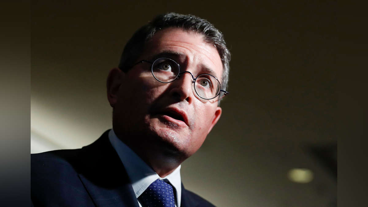 Senate Democrats subpoena Leonard Leo in Supreme Court ethics probe ...