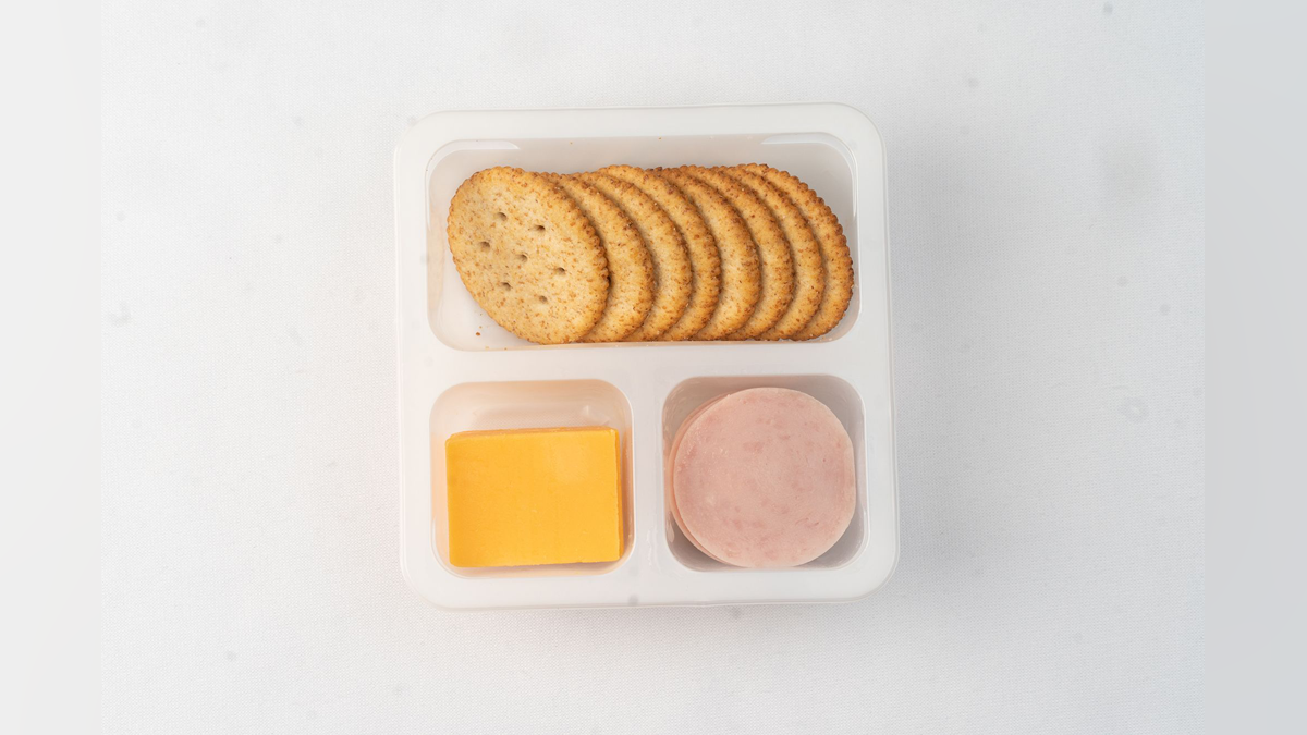 Consumer Reports says Lunchables ‘should not be allowed on menu’ for ...