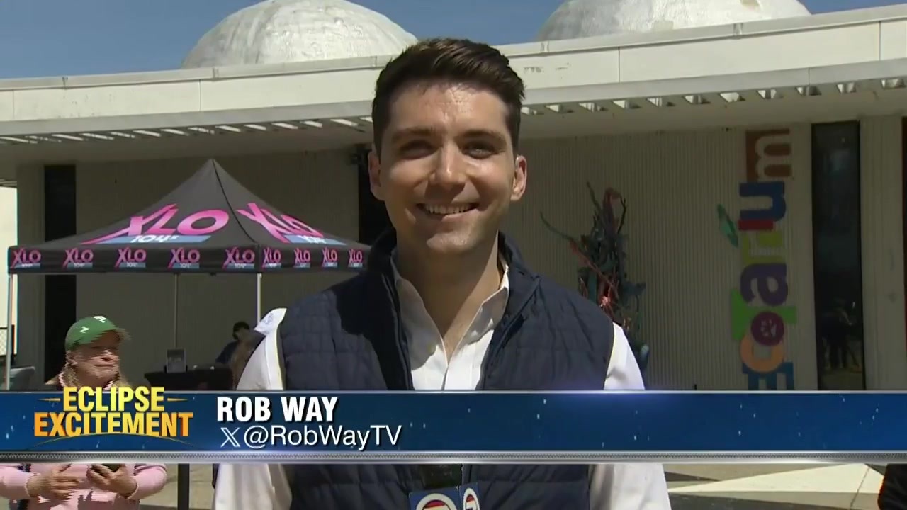 7News’ Rob Way experiencing the eclipse in Worcester - Boston News ...