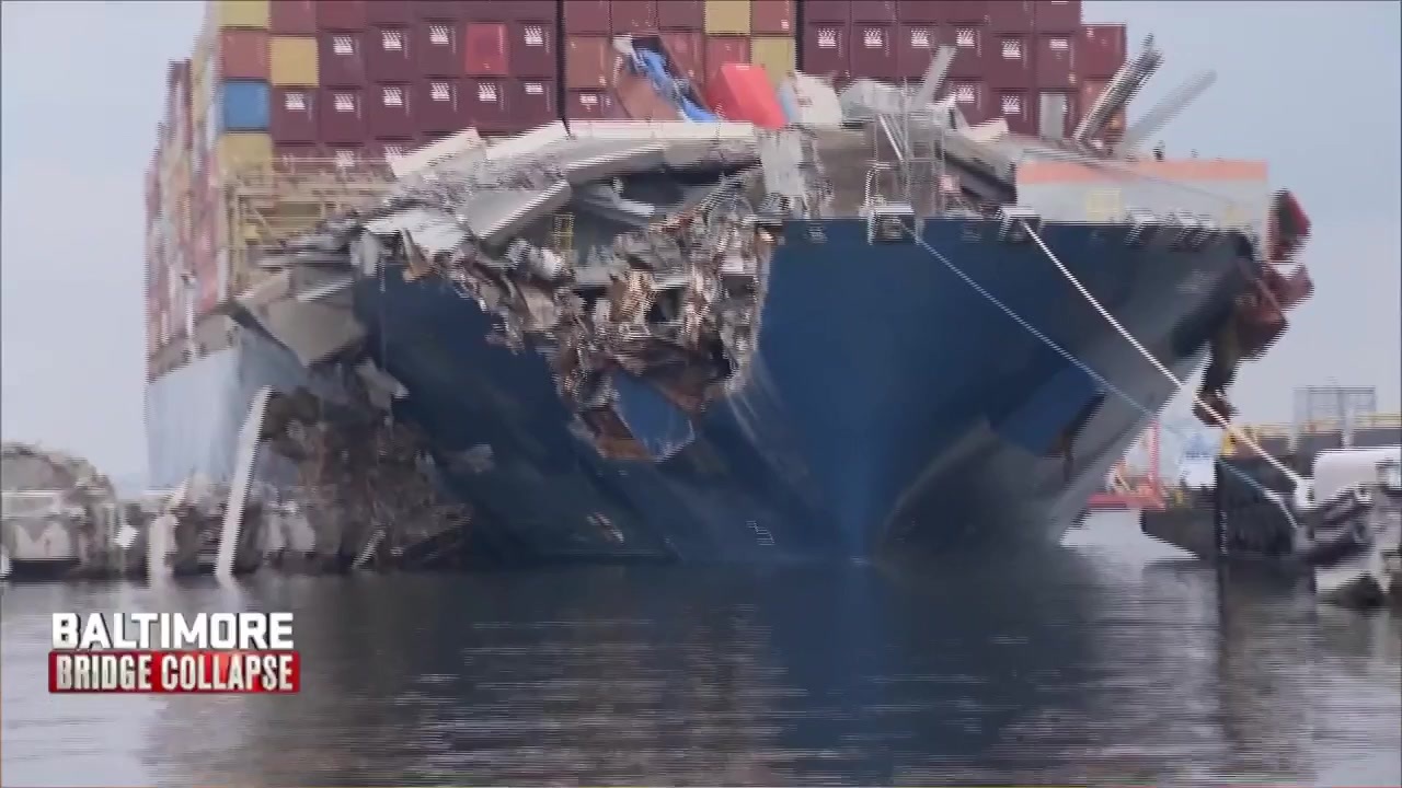 The Dali cargo ship is on the move, almost 2 months after it crashed ...