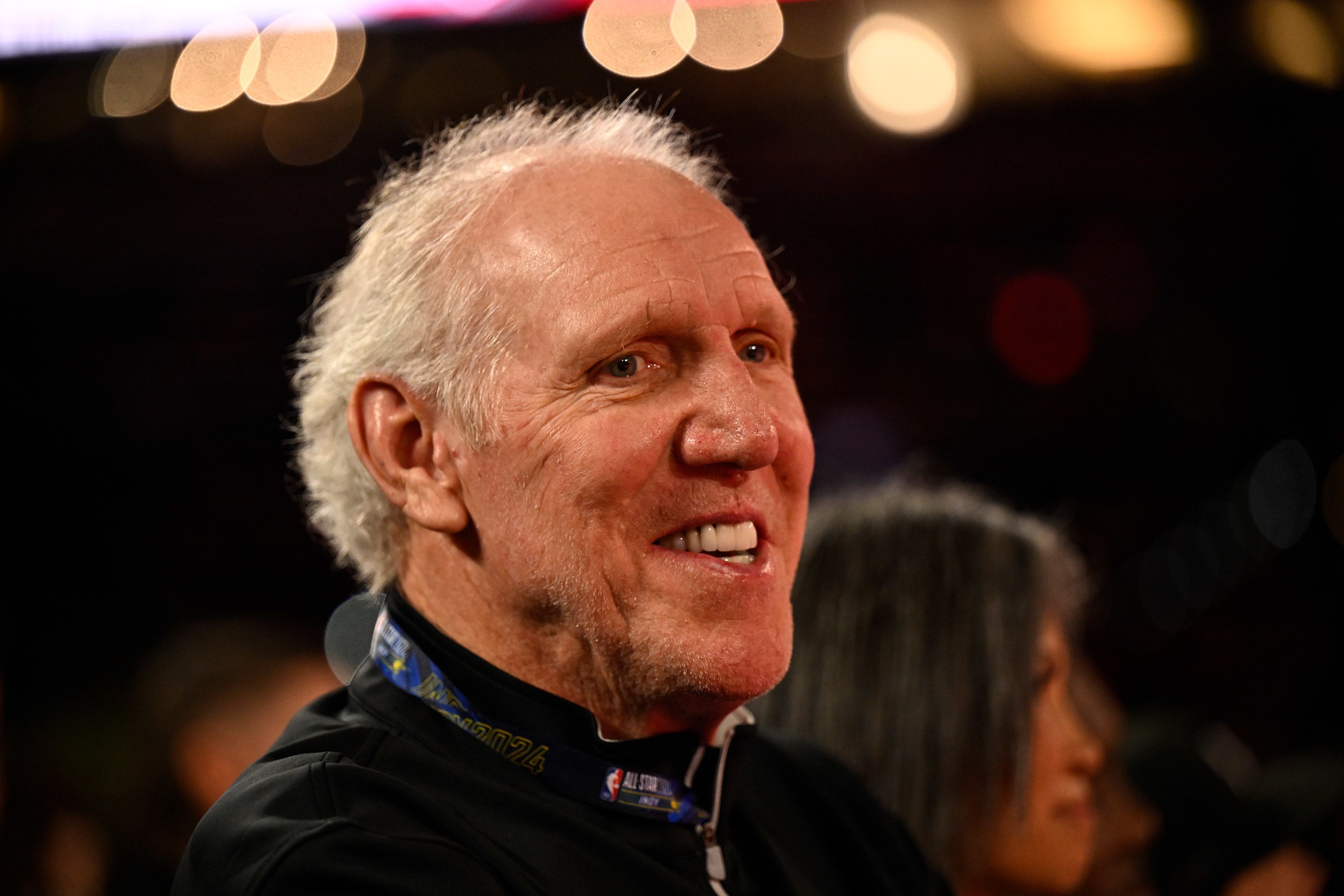 Bill Walton, basketball Hall of Famer and colorful commentator, dies of ...