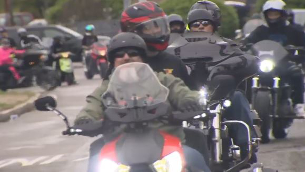 Hundreds of riders hit the road for annual Wounded Vet Run - Boston ...