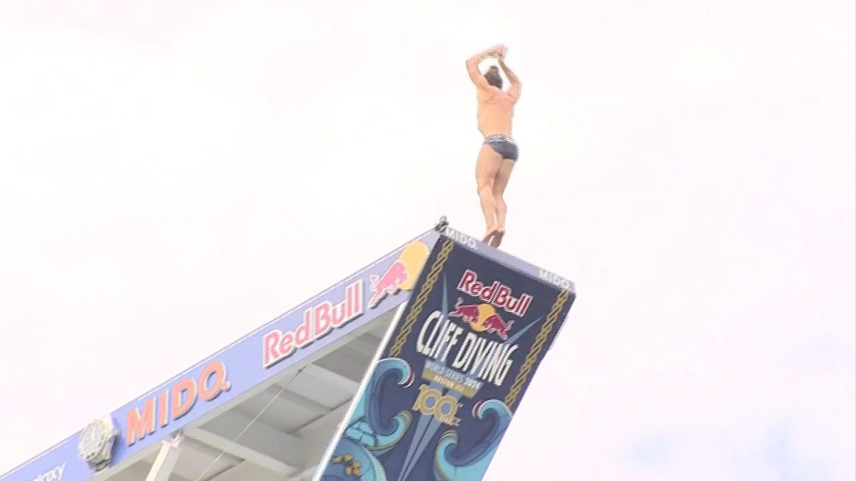WATCH: Divers leap off into Boston Harbor as Red Bull Cliff Diving ...