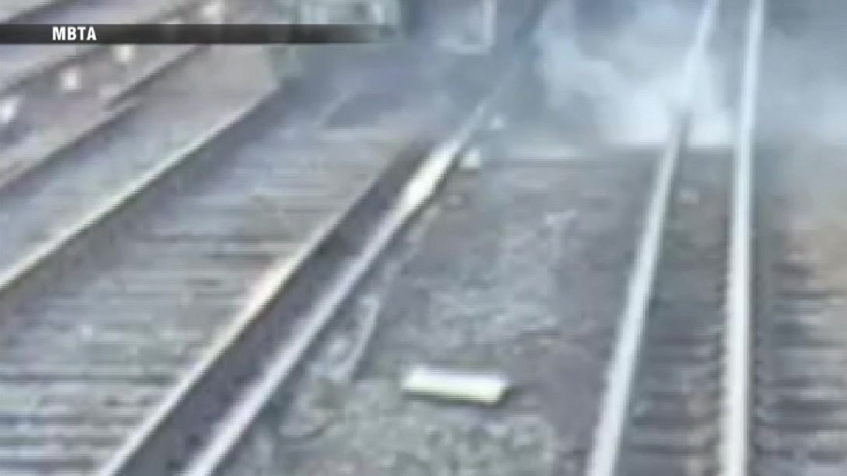 Video shows small fire on MBTA Orange Line tracks - Boston News ...