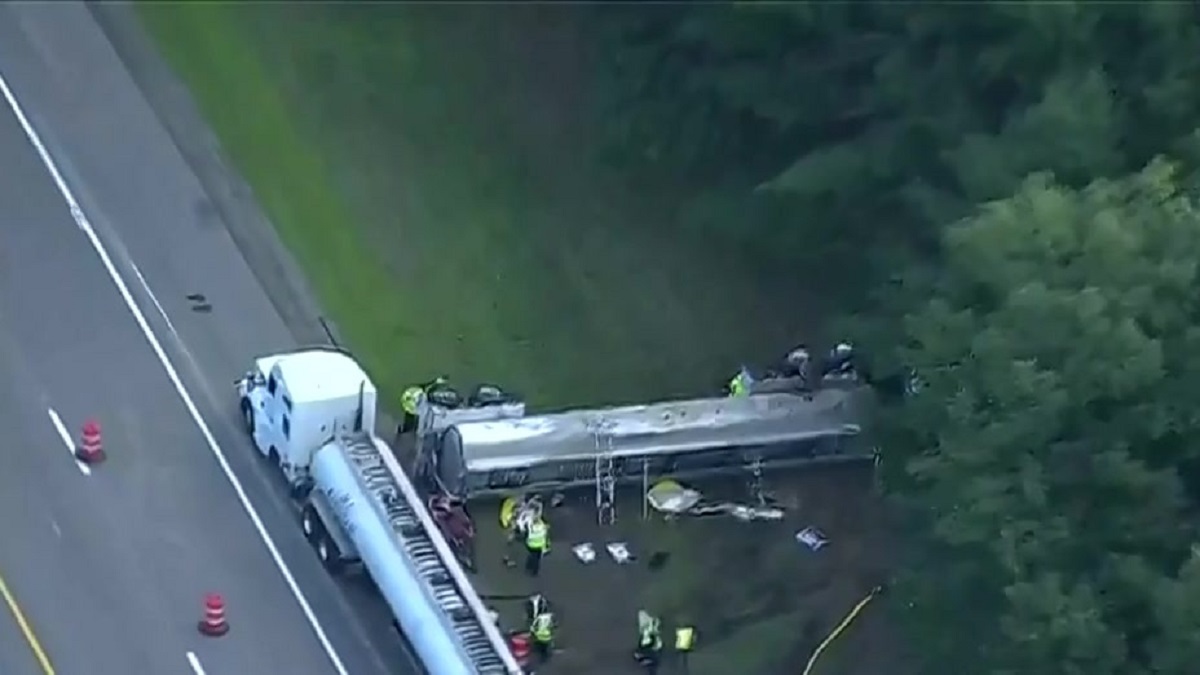 Driver seriously injured in tanker truck rollover in Nashua - Boston News, Weather, Sports ...