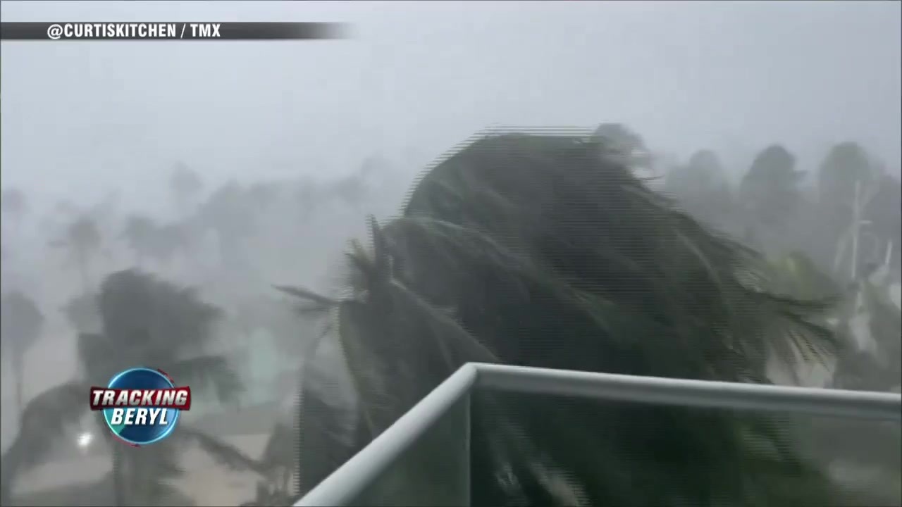Hurricane Beryl churns toward Mexico after leaving destruction in ...