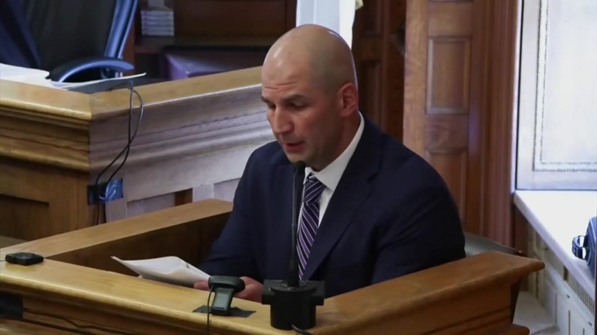 Trooper Michael Proctor suspended without pay after Karen Read mistrial ... Trooper Michael Proctor suspended without pay after Karen Read mistrial ...