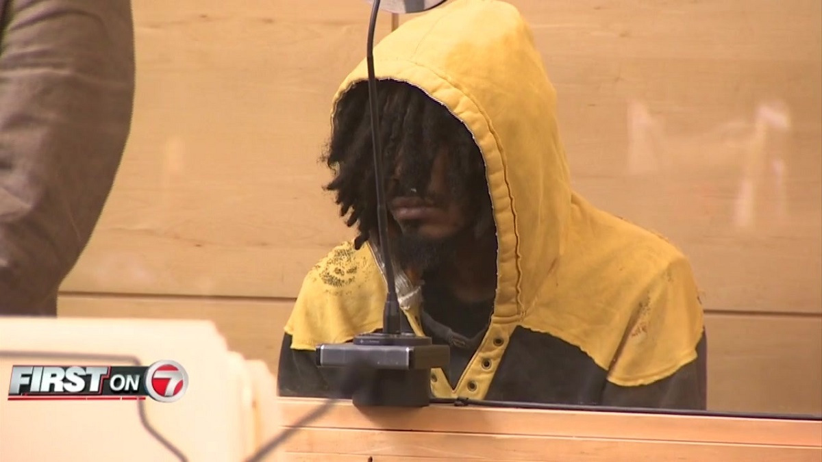 Driver accused of crashing stolen car in Revere appears in court ... Driver accused of crashing stolen car in Revere appears in court ...
