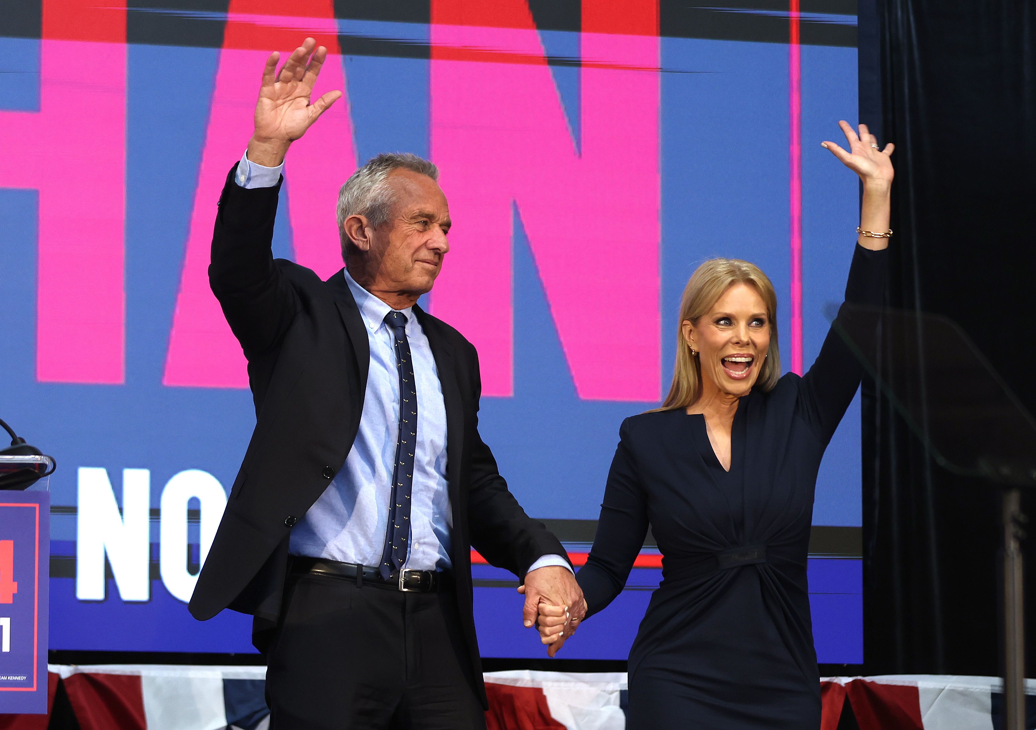 Cheryl Hines comments on husband RFK Jr.’s decision to drop out of race ...