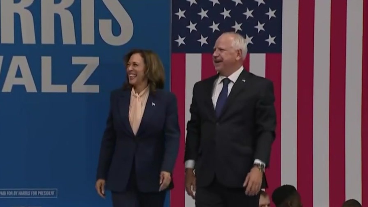 Harris and Walz make small town stops and campaign phone calls on ...