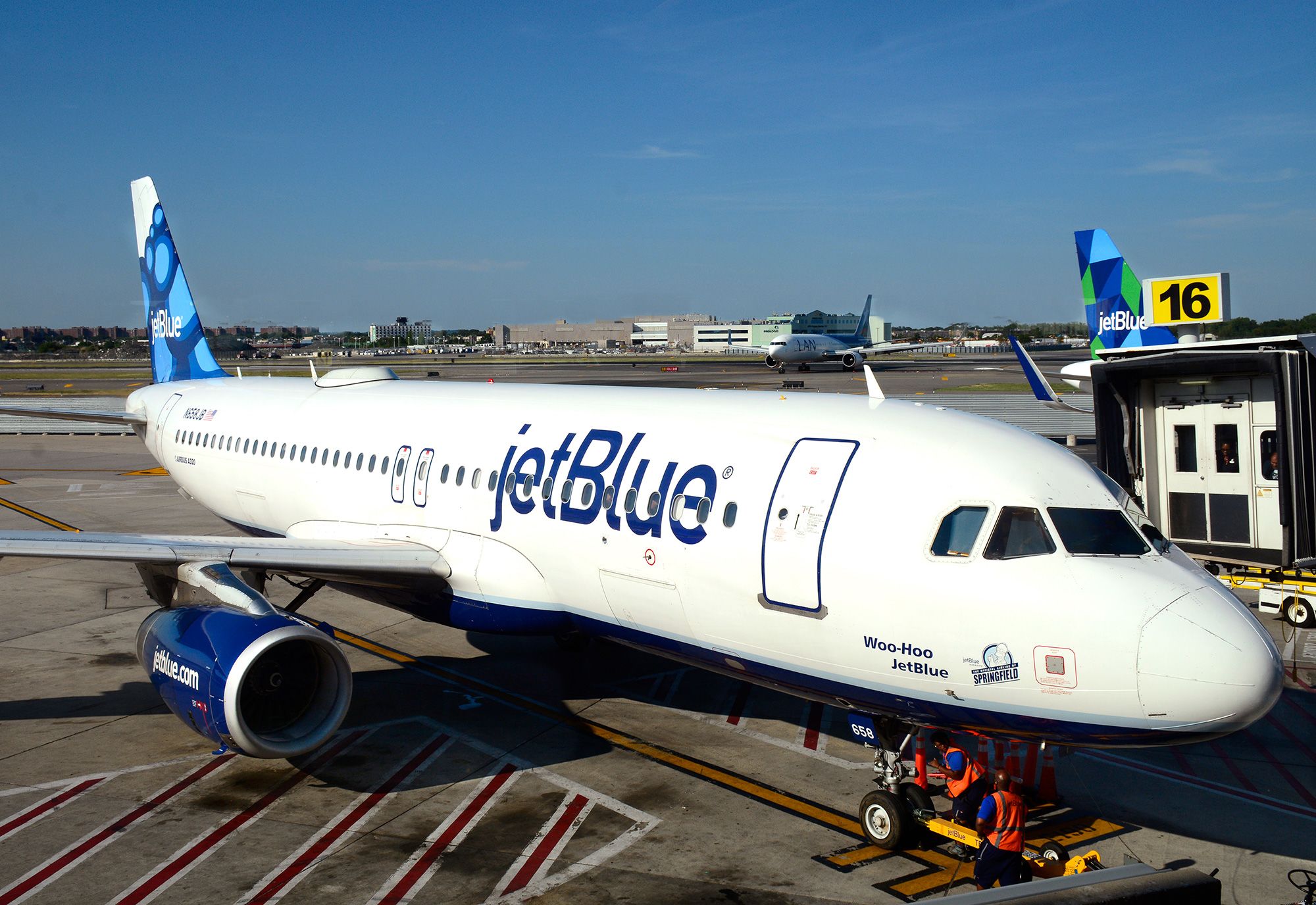 JetBlue présente ses premiers salons d'aéroport, dont un à Boston ...