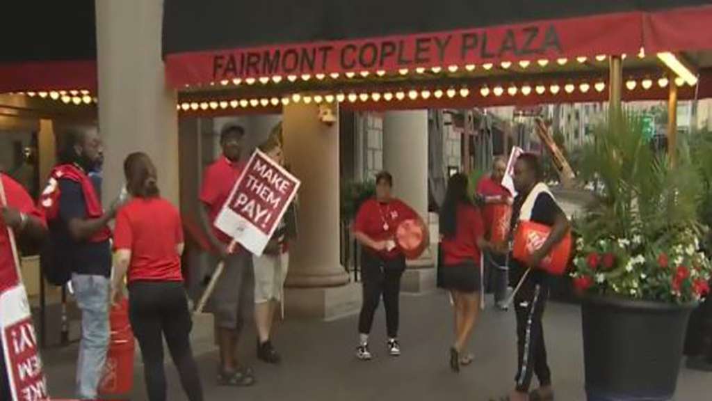 Port strikes extend a new era of American labor activism - Boston News ...