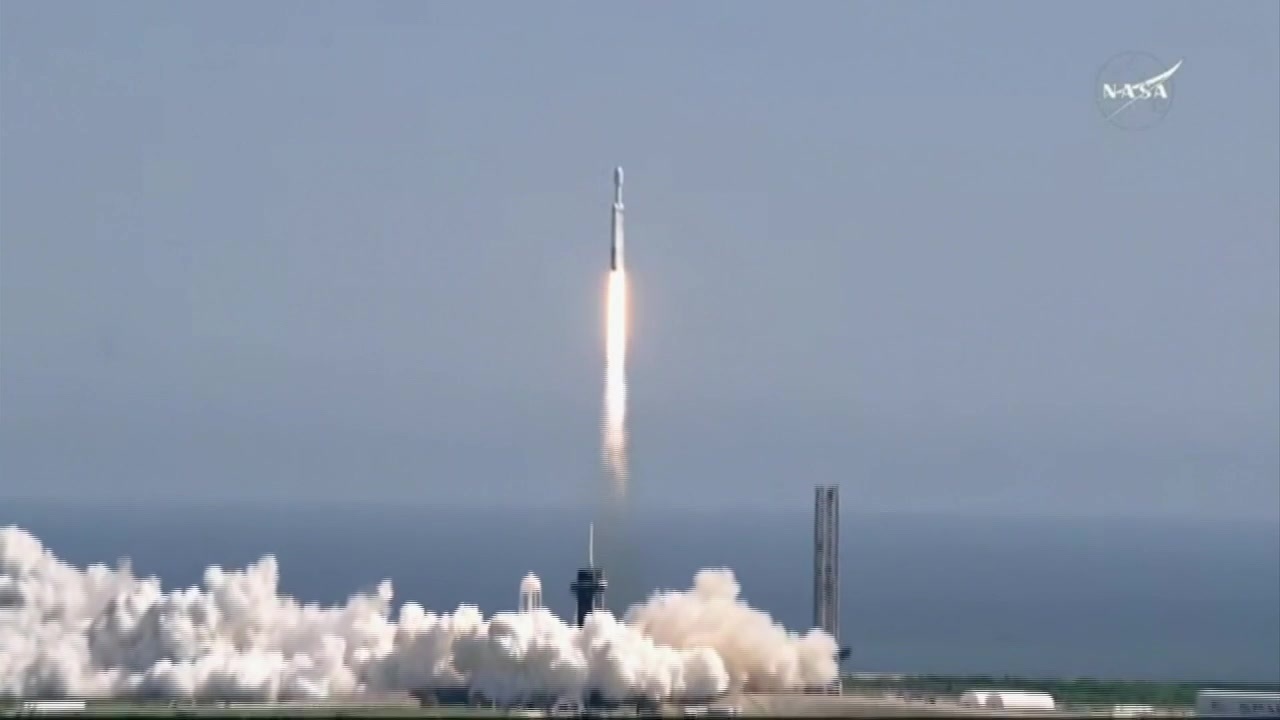 NASA spacecraft rockets toward Jupiter’s moon Europa in search of the right conditions for life ...