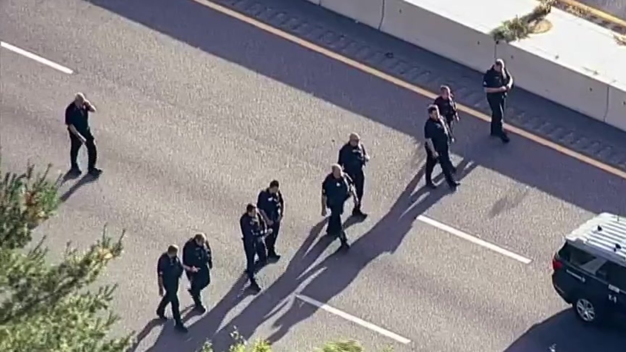 Man pointing gun at cars closes I-190, linked to deadly Worcester ...