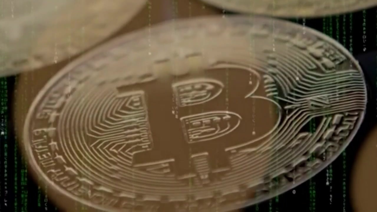 Bitcoin tops $100,000 with Trump-election crypto rally rolling on ...