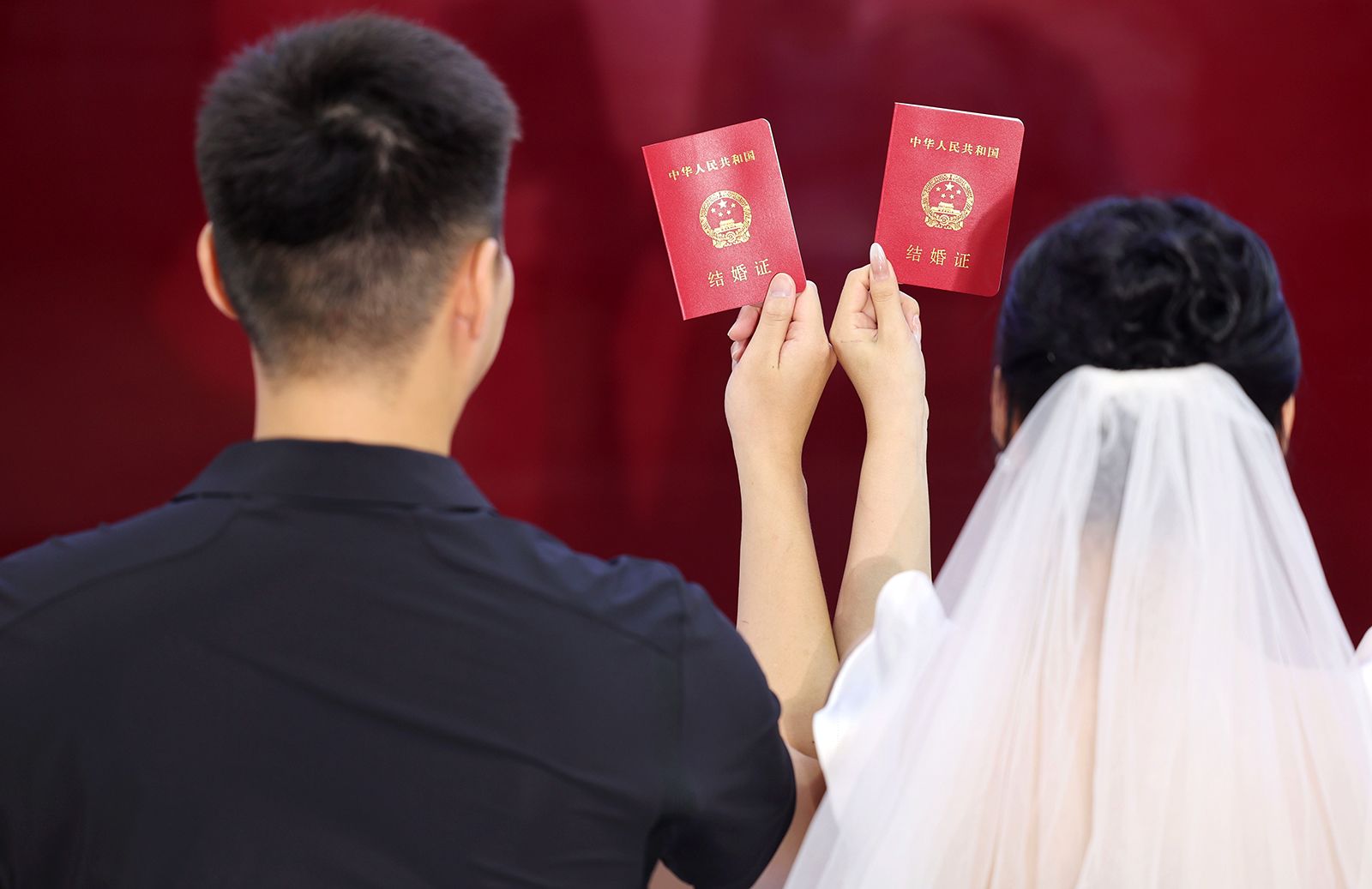 China on track to record its lowest number of new marriages, official ...