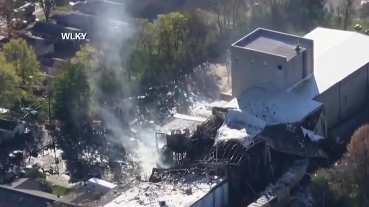 Explosion at Kentucky business sends 11 to hospital - Boston News ...